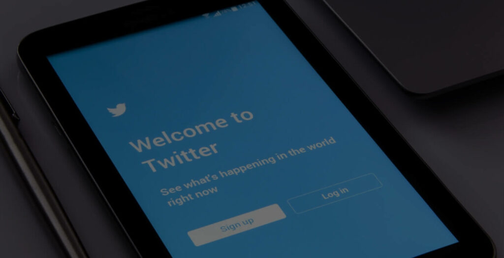 Guide To The New Twitter Header Image: Specifications, Tips & Templates ...