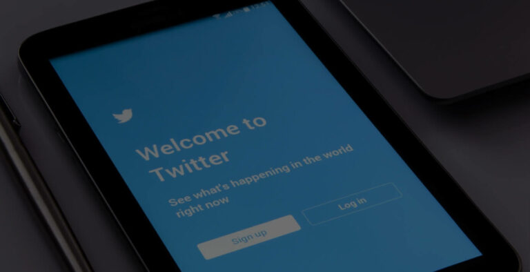 Guide To The New Twitter Header Image: Specifications, Tips & Templates ...