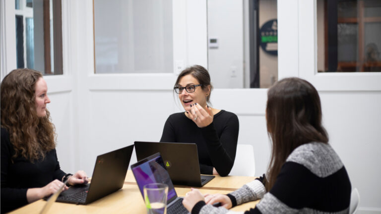 Solved Using An In Memory Repository Keys Will Not Be Persisted To Storage Aspnet Core